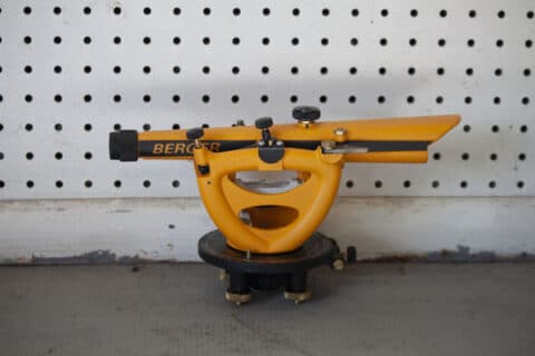 TRANSIT LEVEL EYE SCOPE TYPE | Renegade Rentals